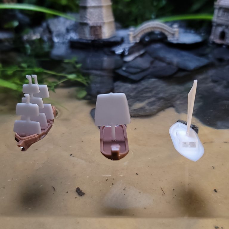 Floating Nano Boats For Fish Tanks | Bantam.Earth