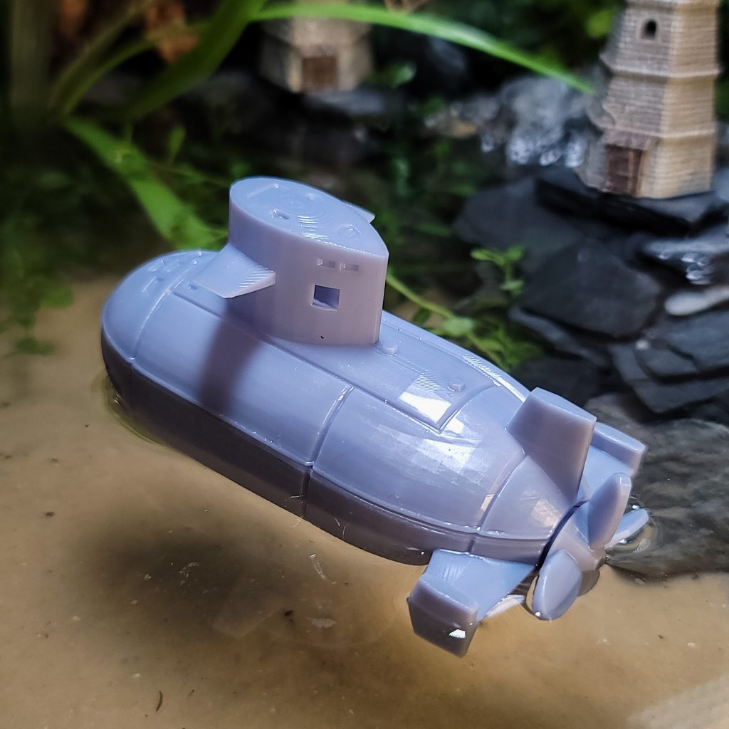 Mini Floating/Sunken Aquarium Submarine | Bantam.Earth