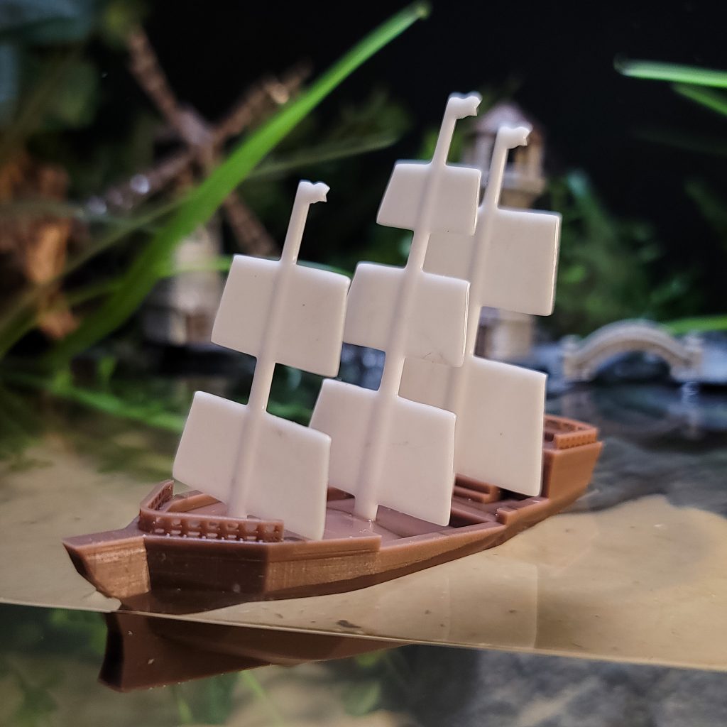 Mini Floating Aquarium Pirate Ship | Bantam.Earth